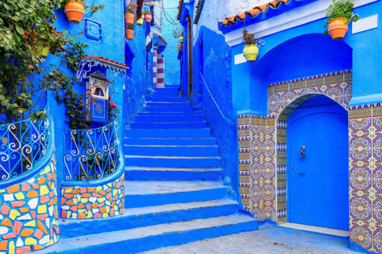 50+ Nomad Countries To Explore in 2025 [Work Remotely]